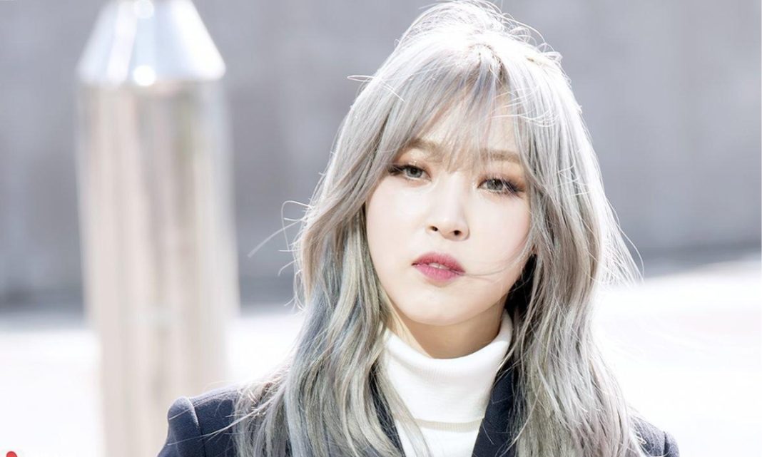 25+ Mẫu Tóc Màu Xám Khói Cực Đẹp Cho Nam Và Nữ 2024 | TIKI