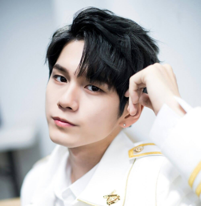 Top 30+ Kiểu Tóc Side Part Cực Ngầu Các Chàng 2024 | TIKI