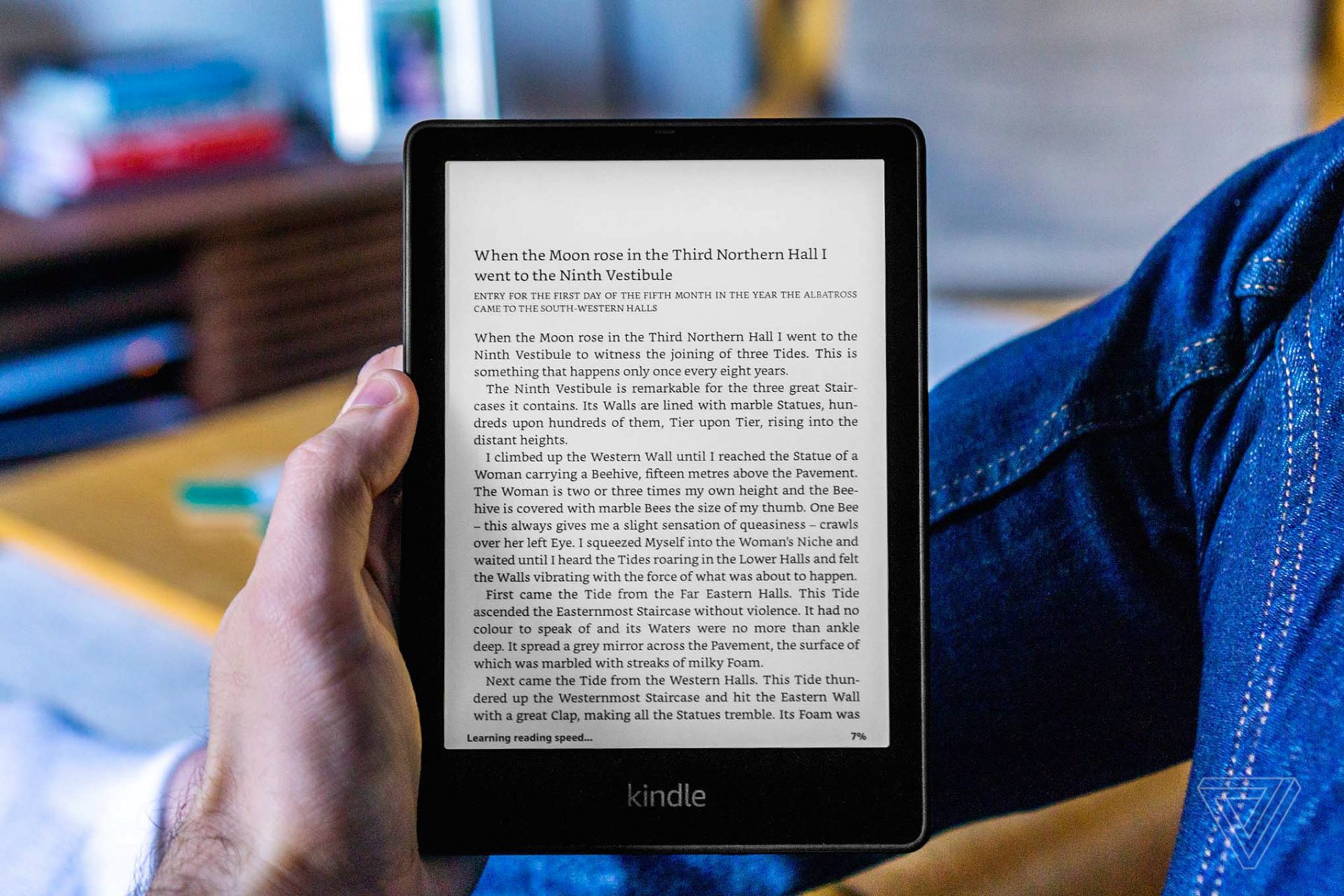 Máy đọc sách là gì? Cách sử dụng máy đọc sách đơn giản | TIKI