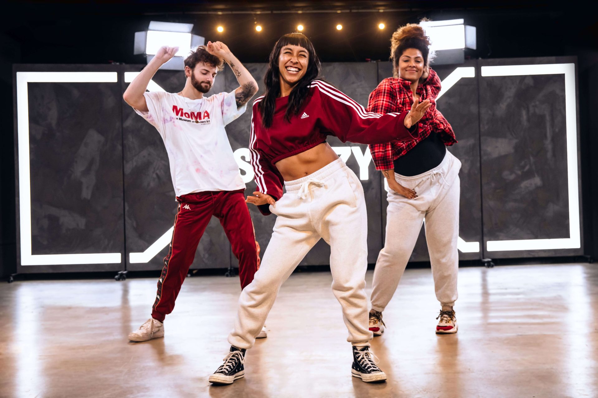 Sexy dance là gì? Những tác dụng của học nhảy dance | TIKI