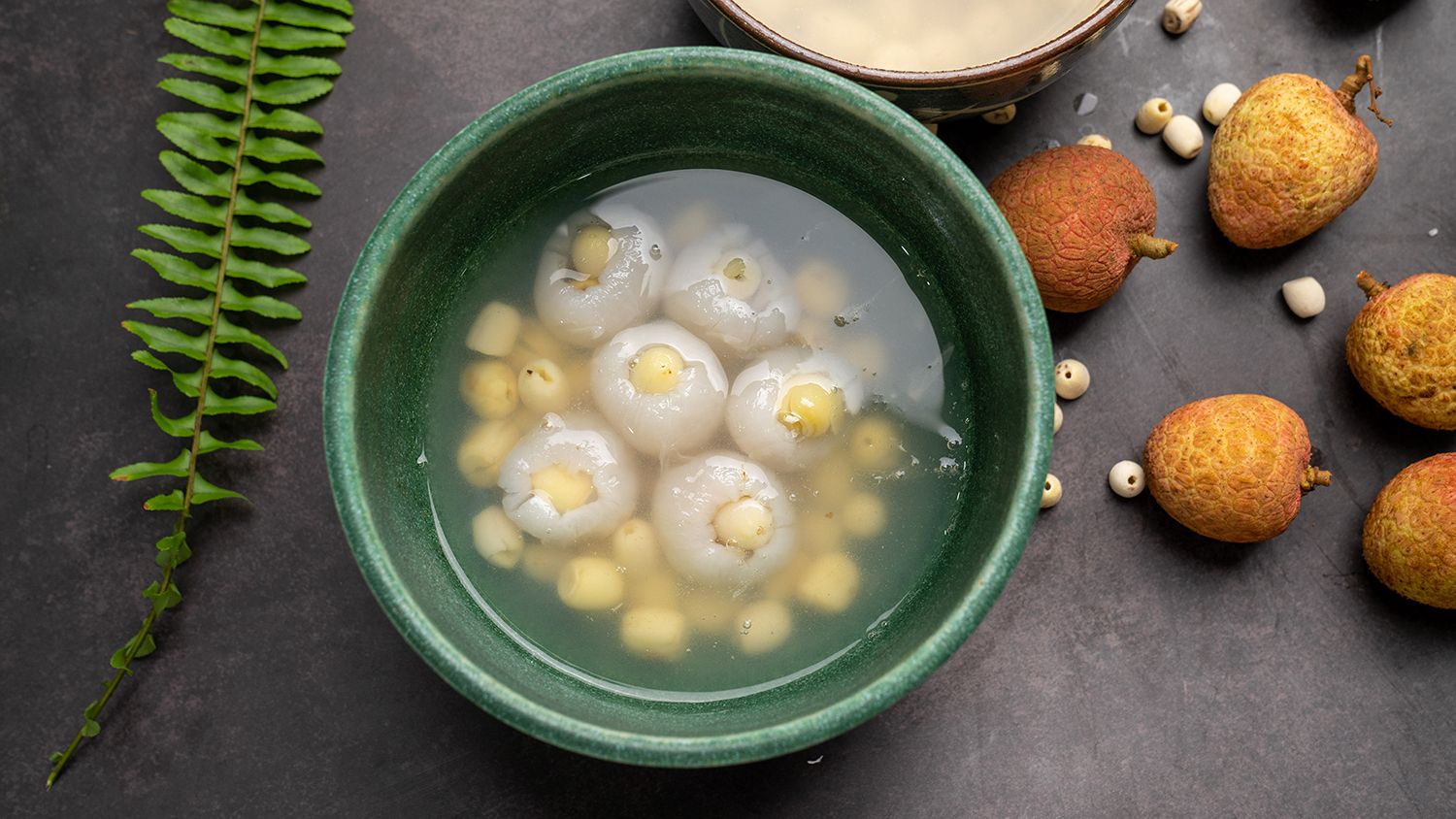 Vải bao nhiêu calo? Mẹo ăn vải không lo tăng cân | TIKI