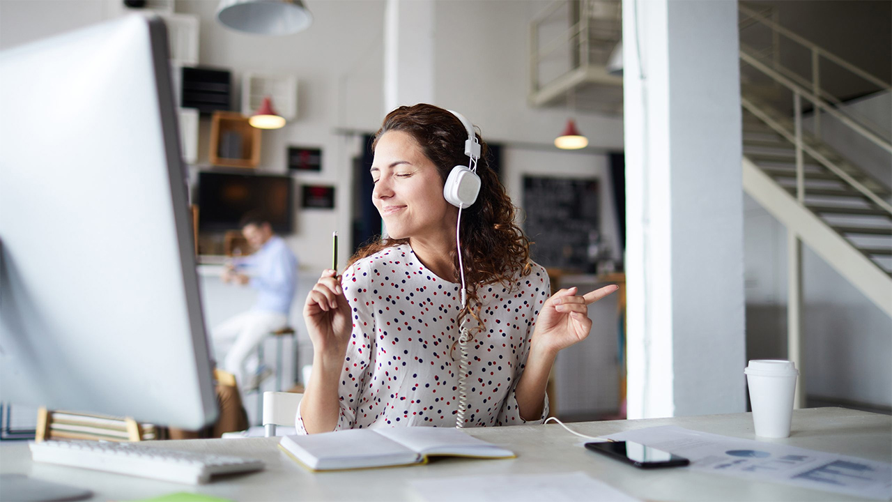 Chill là gì? Trào lưu & cách sử dụng “Chill” của giới trẻ hiện nay | TIKI