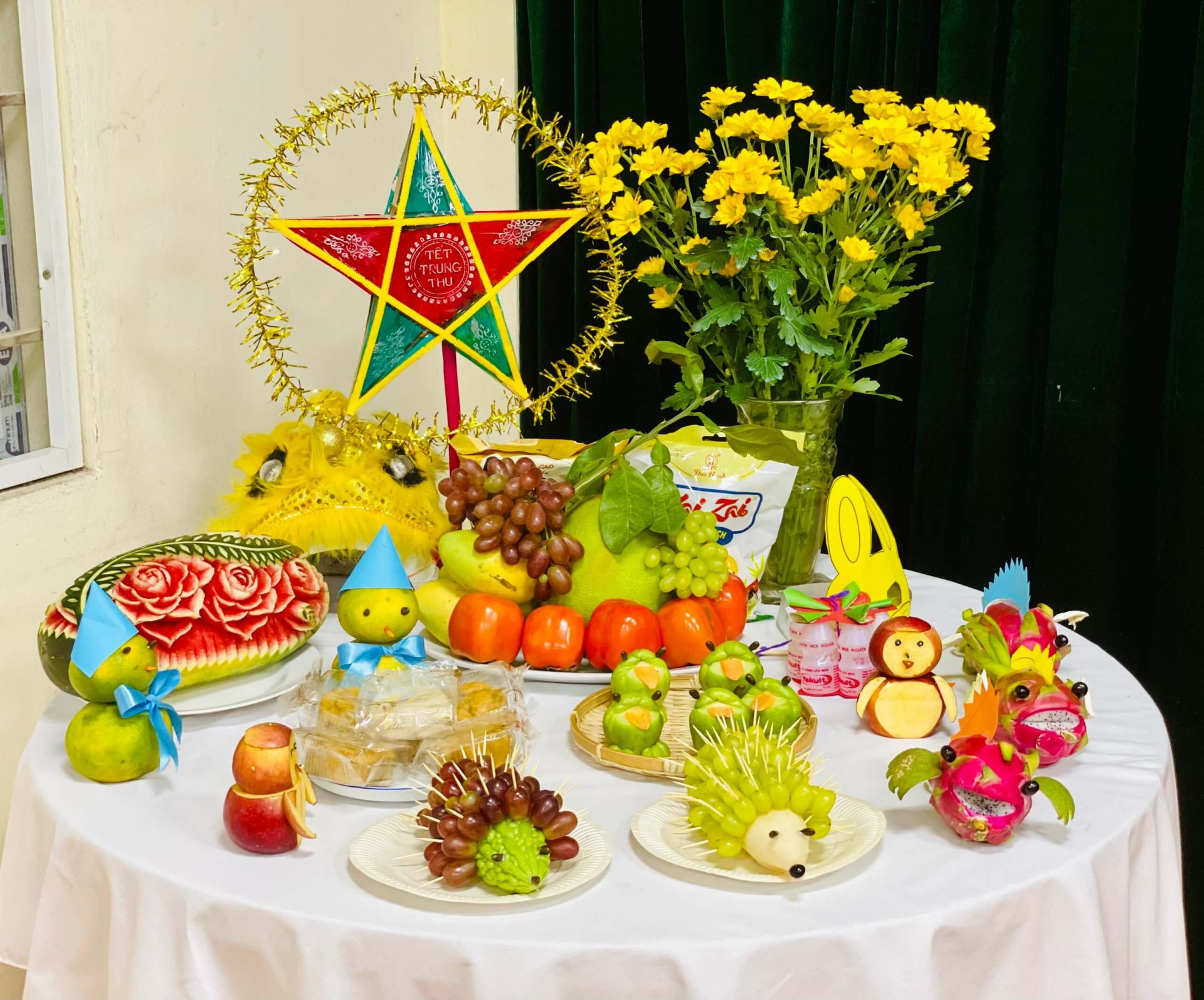 Mâm cỗ Trung thu gồm những gì? Trang trí mâm cỗ đẹp, đơn giản | TIKI