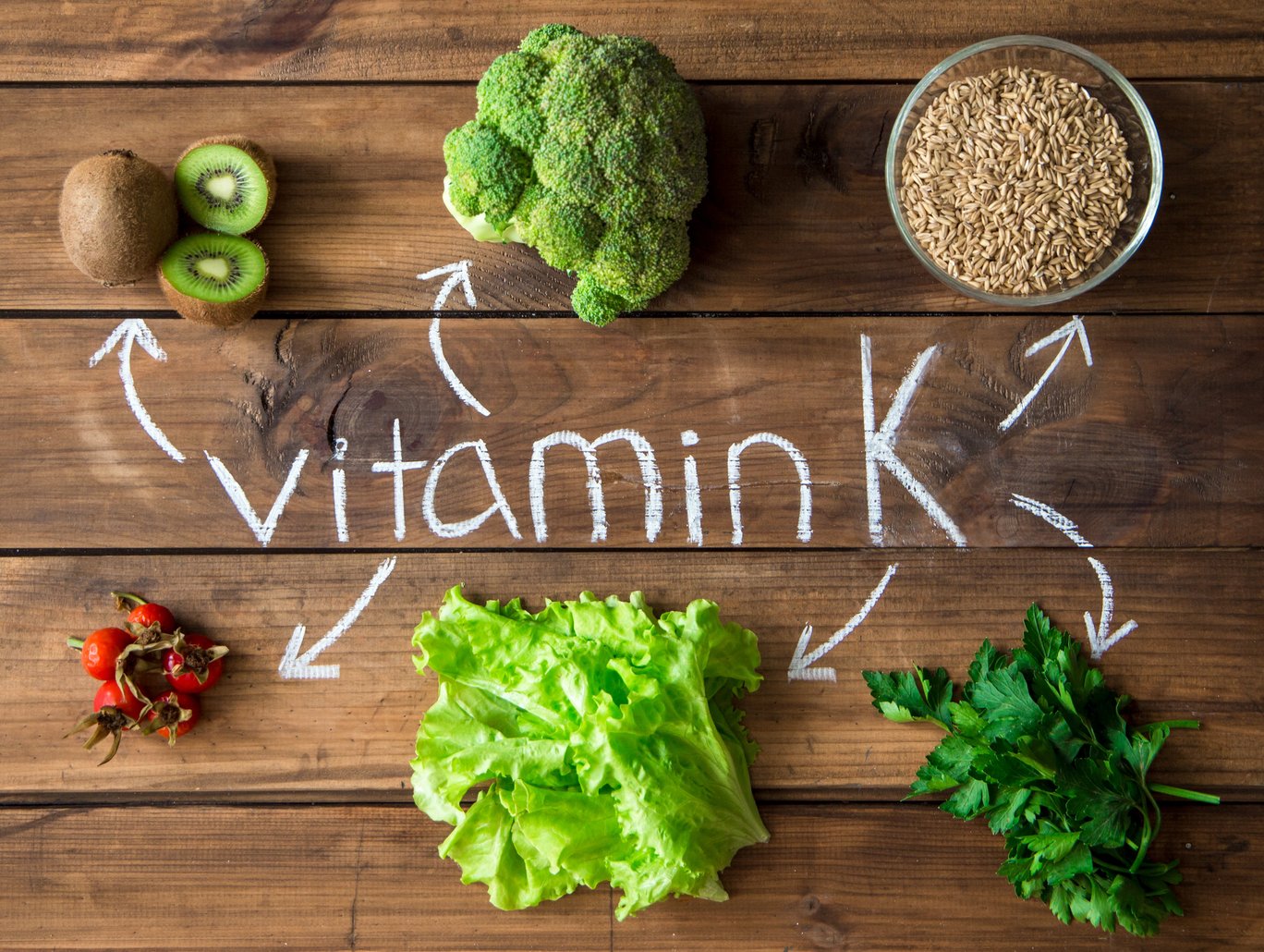 Vitamin K là gì? Vai trò, tác dụng, liều dùng, thực phẩm giàu vitamin K ...