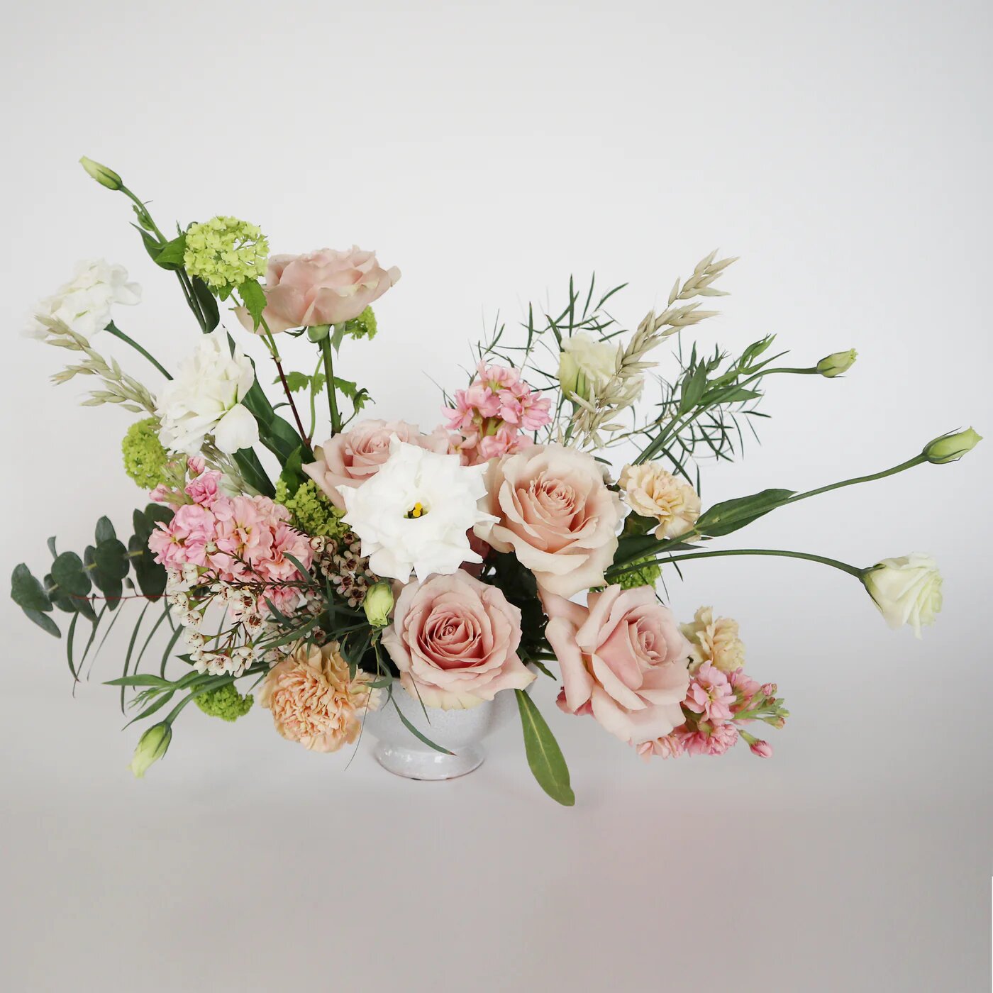 Cách cắm hoa cẩm chướng để bàn thờ đẹp, chuẩn phong thủy 2024 | TIKI